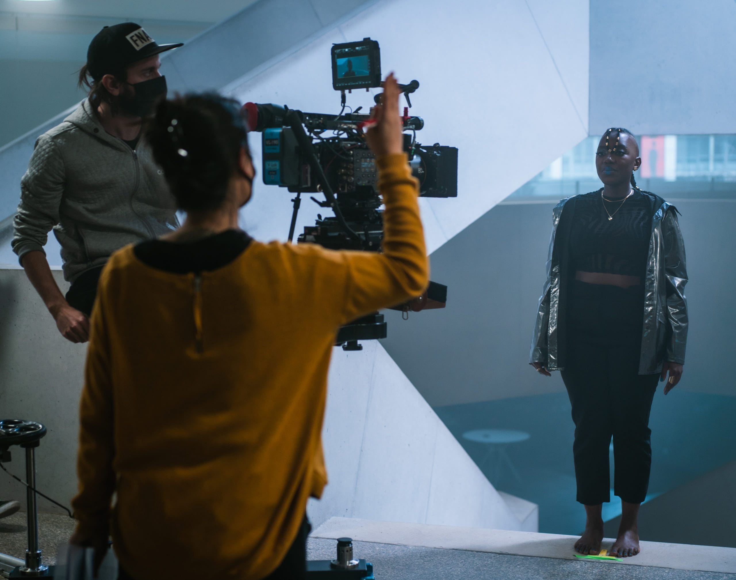 La photographe Delphine Schacher et la réalisatrice Mei Fa Tan ...