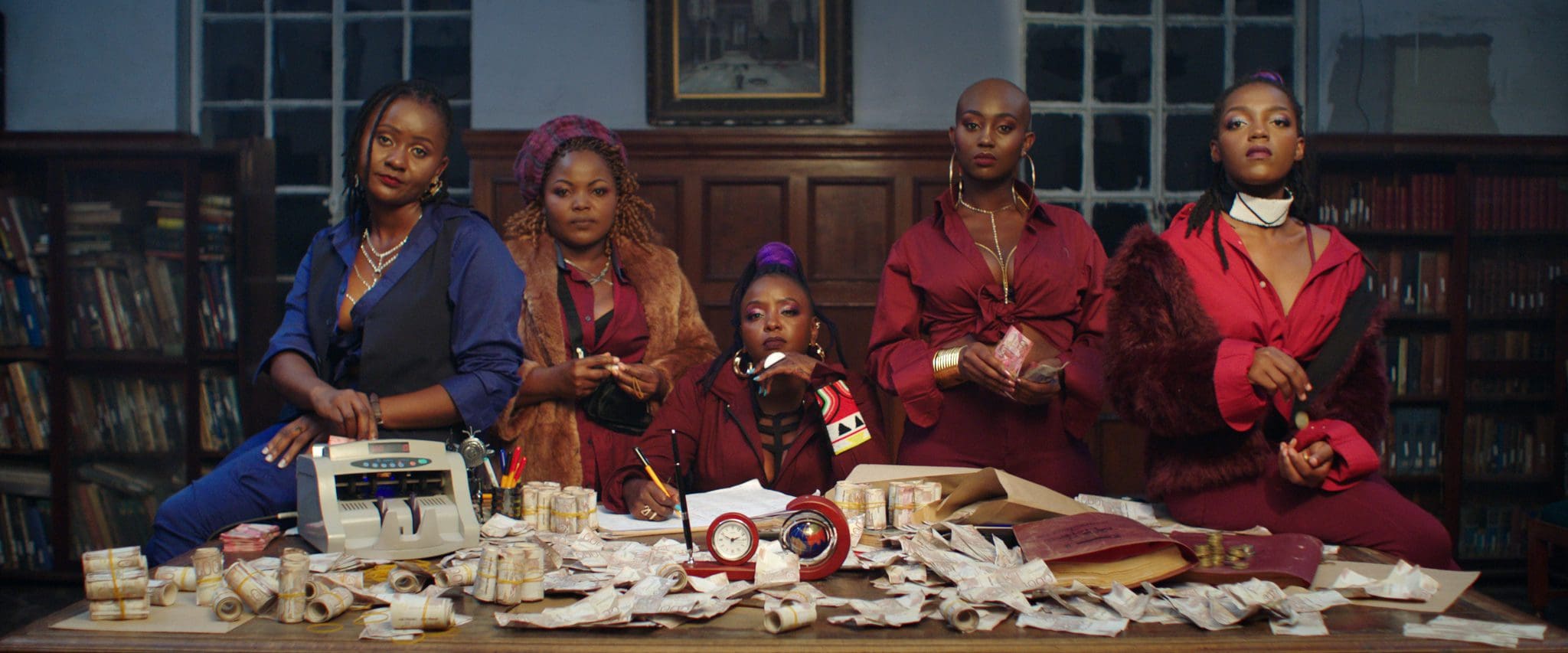 La photographe Delphine Schacher et la réalisatrice Mei Fa Tan ...